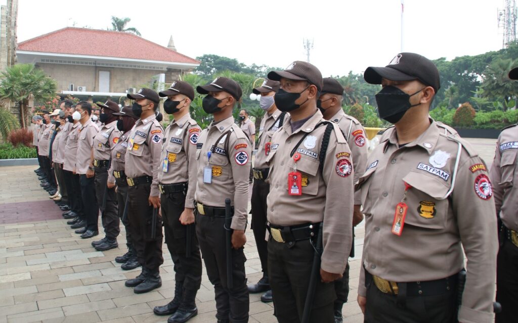 Cari Tahu Standar Kompetensi Satpam yang Harus Ada - Gramadi